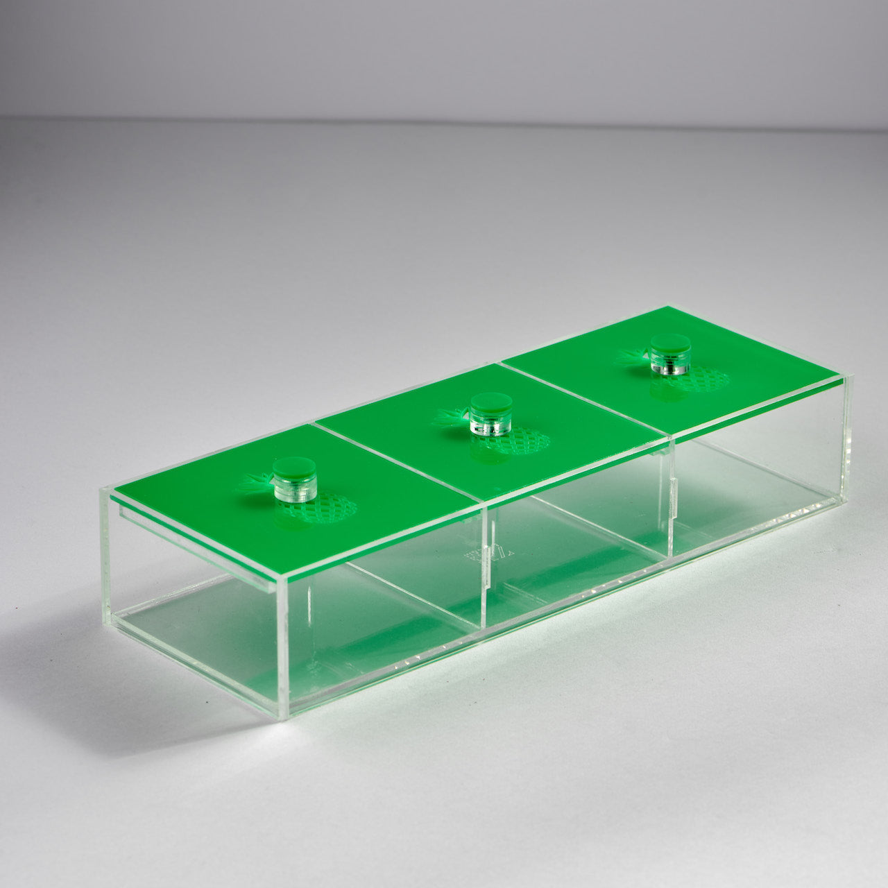 Pineapple Large 3-compartments box with large centered pineapple cover ...